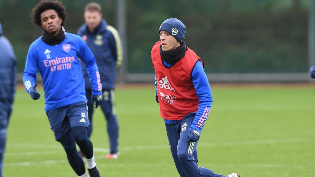 Mikel Arteta hints at calling up Mesut Ozil after winter break in order ... Mikel Arteta hints at calling up Mesut Ozil after winter break in order ...