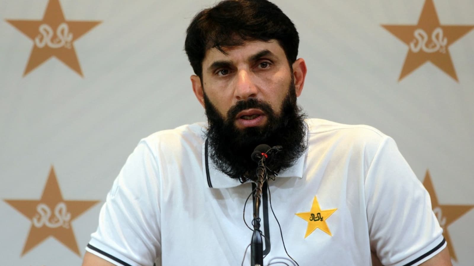 Misbah Ul Haq Isnt Concerned About Critics And Criticism Over Pakistan