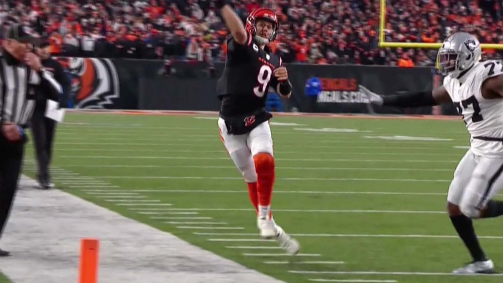 "Free Touchdown": Twitter Reacts to Joe Burrow's controversial TD ...