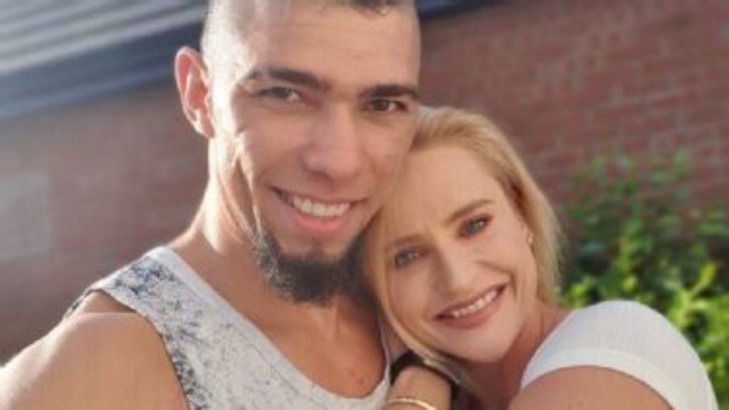 Johnny Walker's girlfriend: Get to know about the UFC fighter's ...