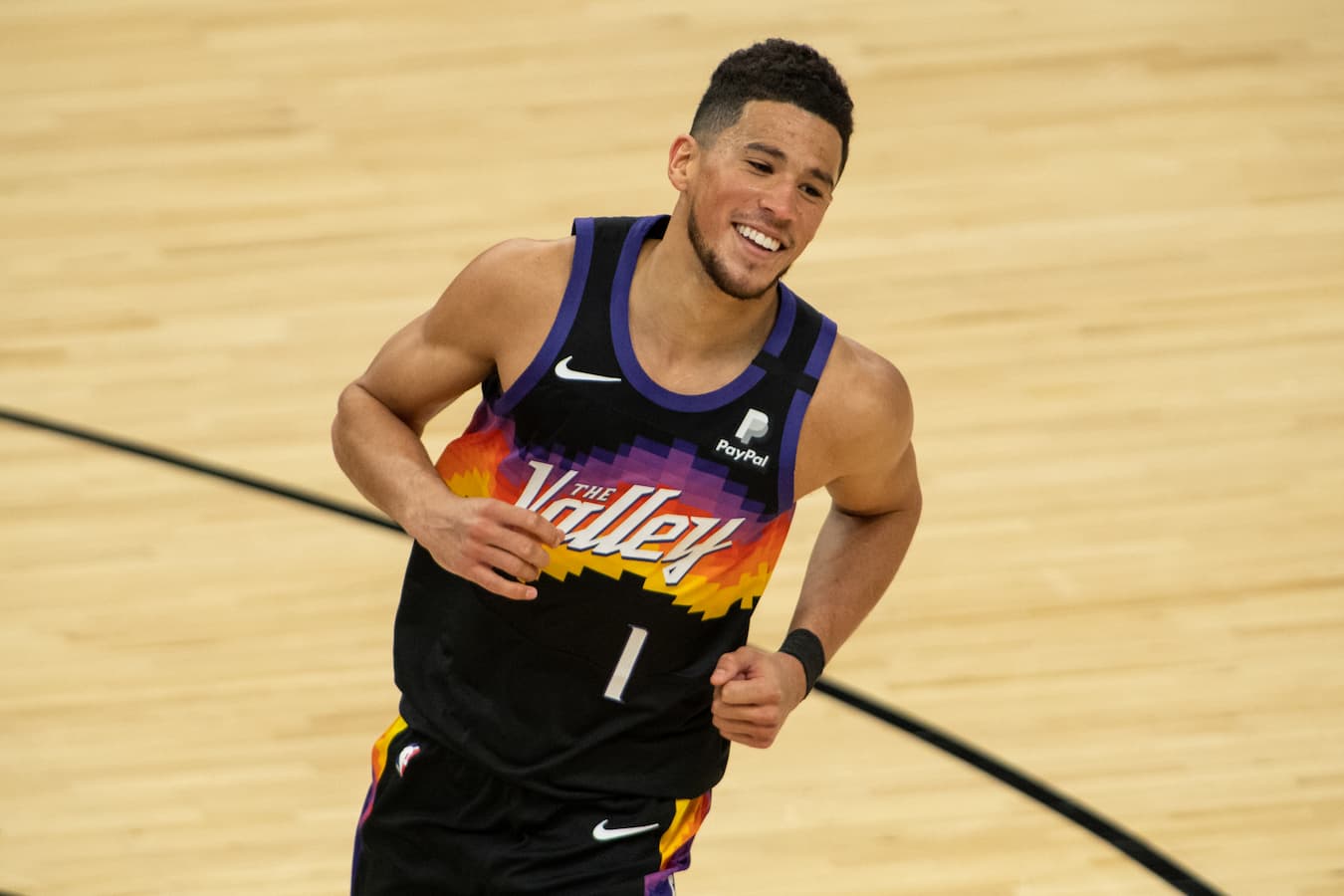 “Destroyed Embiid and his army” NBA Fans start Devin Booker MVP ...