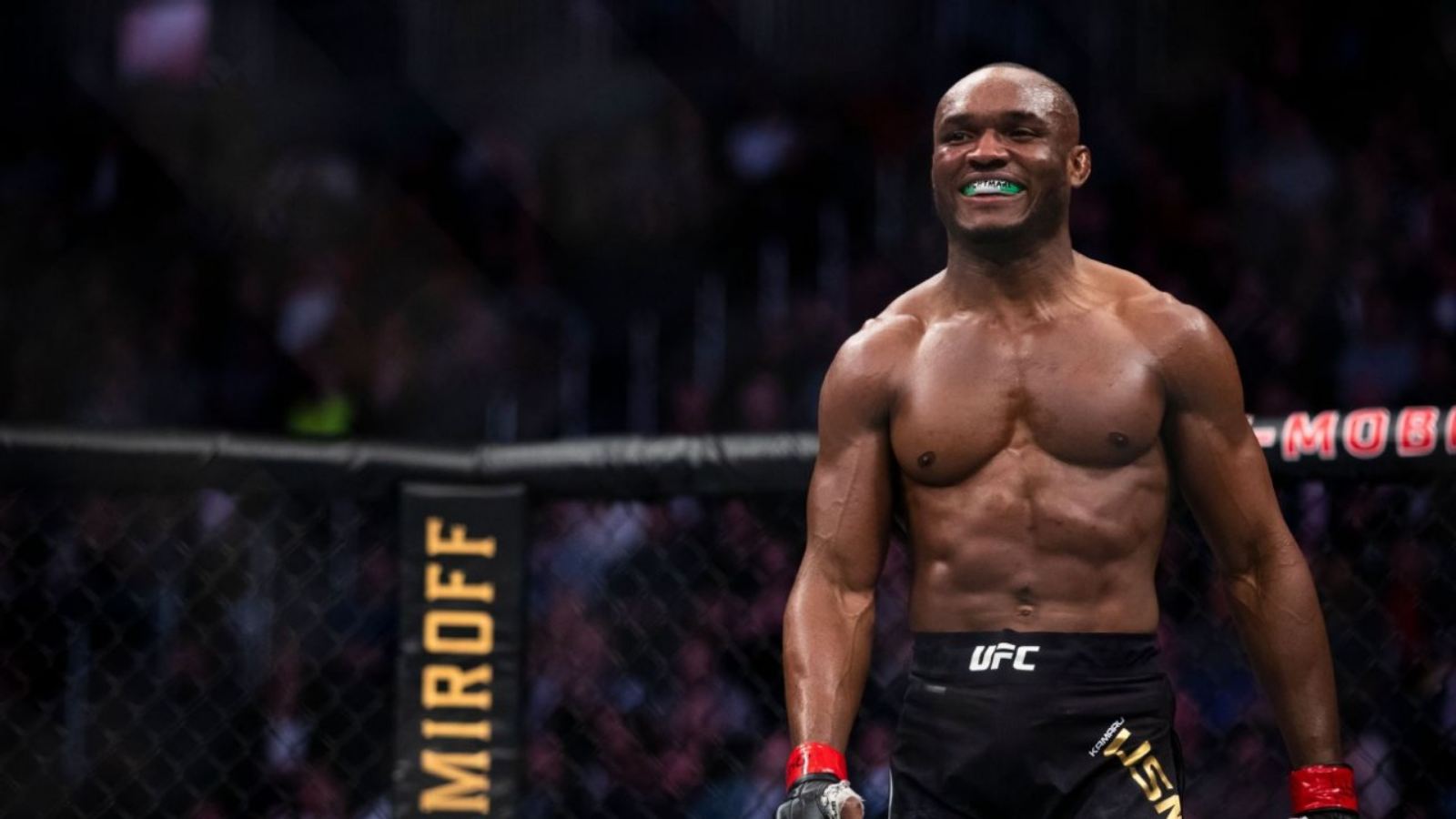 Kamaru Usman mimics Tony Ferguson's signature Imanari Roll to help ...
