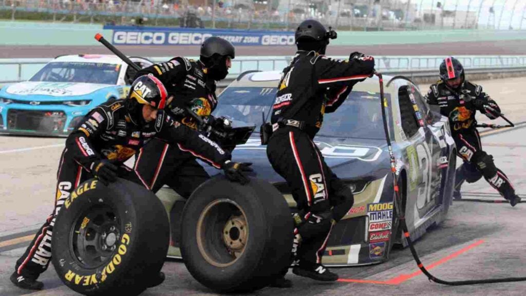 Everything you need to know about NASCAR pit crew's