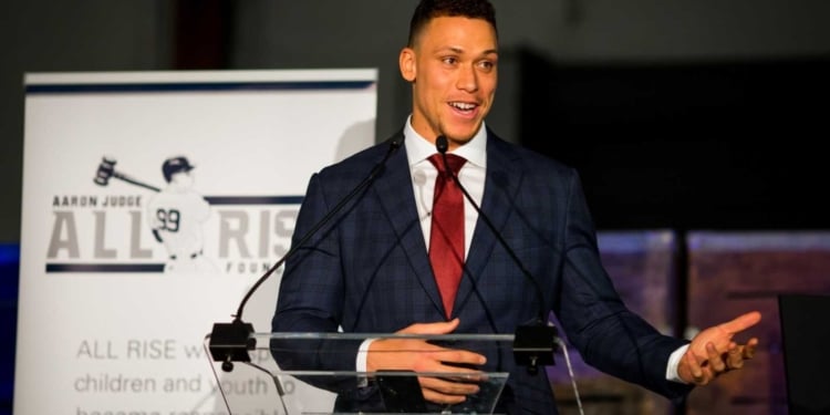 “Be the Yankee for the rest of his life”- Team hands new offer to Aaron ...