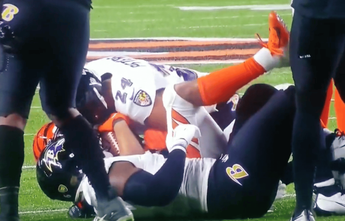 "Throw this thug out" - Social media DECIMATES Ravens DB Marcus Peters ...