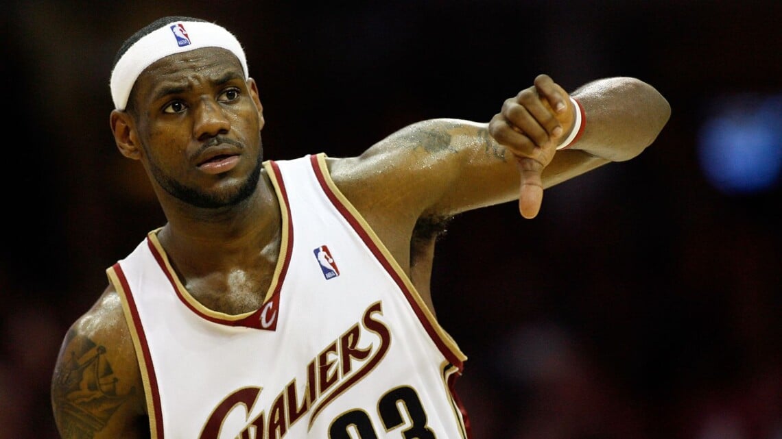 WATCH: LeBron James' first points in the NBA against Sacramento Kings ...