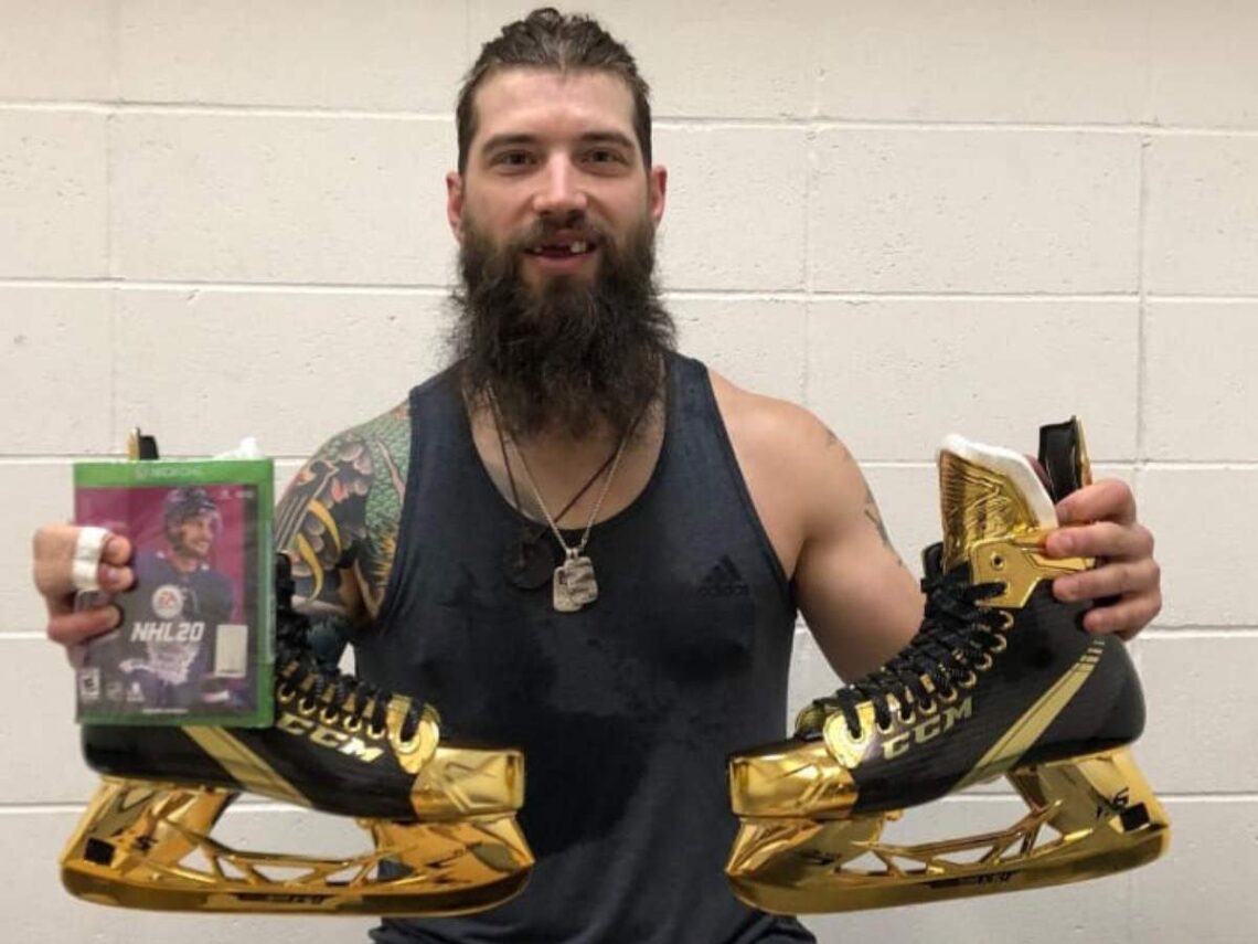 Brent Burns Net Worth, Career, Endorsements, Wife, House, and more Brent Burns Net Worth, Career, Endorsements, Wife, House, and more