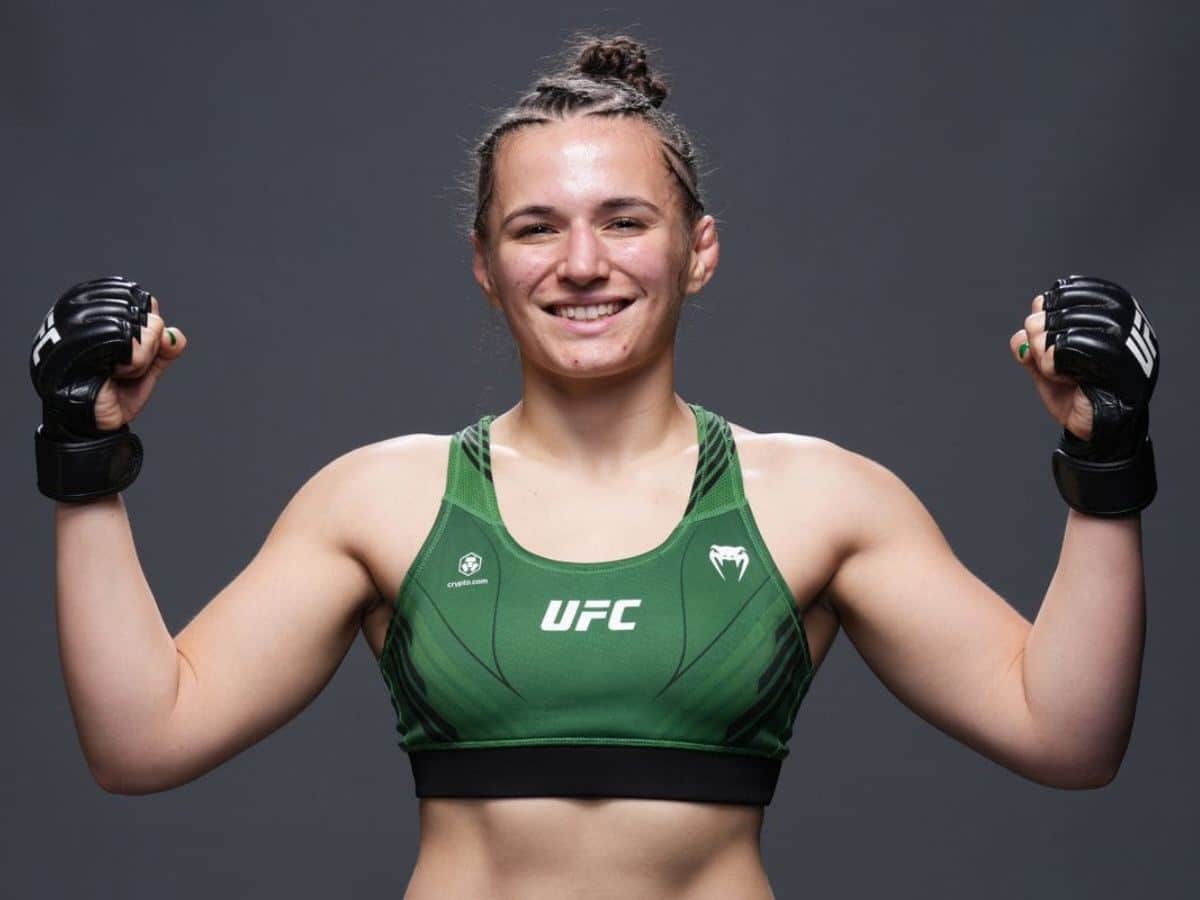 "Women's MMA, you have a Khabib," Fans go wild as 23-year-old Erin ...