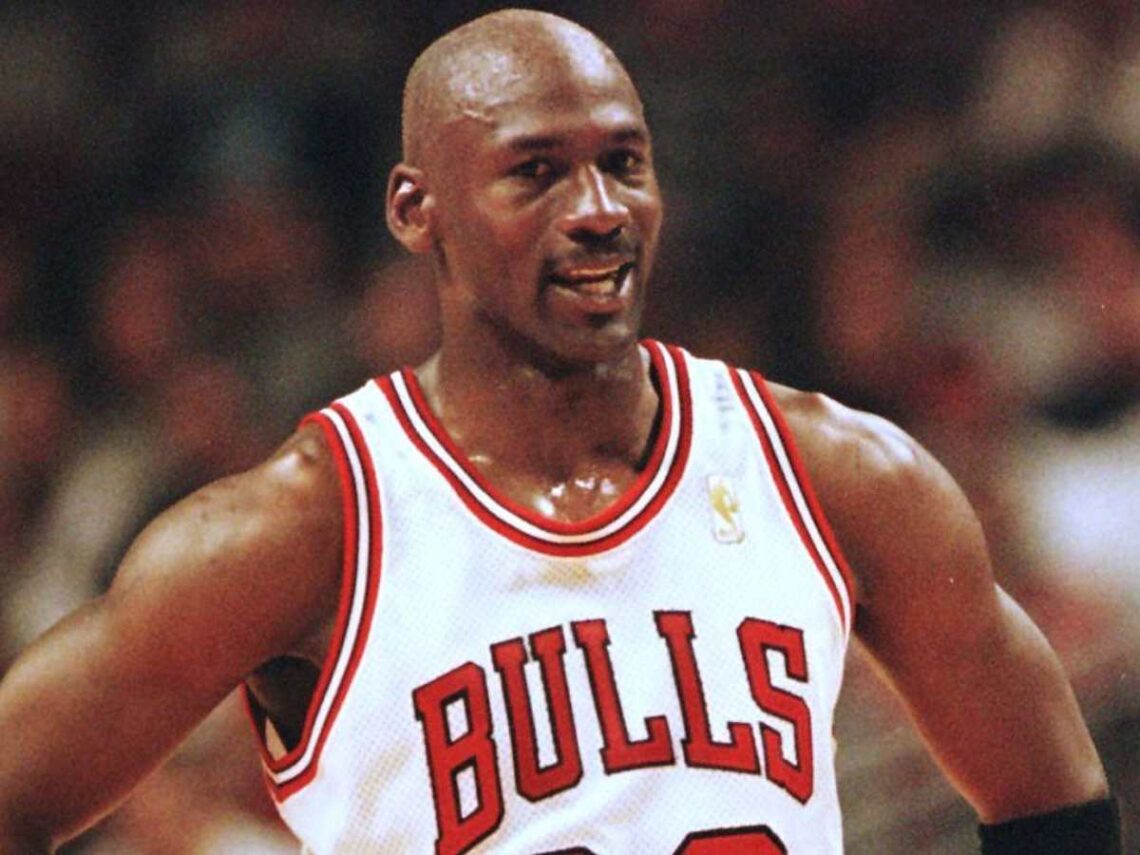 Lebron James Vs Michael Jordan Stats Comparing Regular Season Playoff