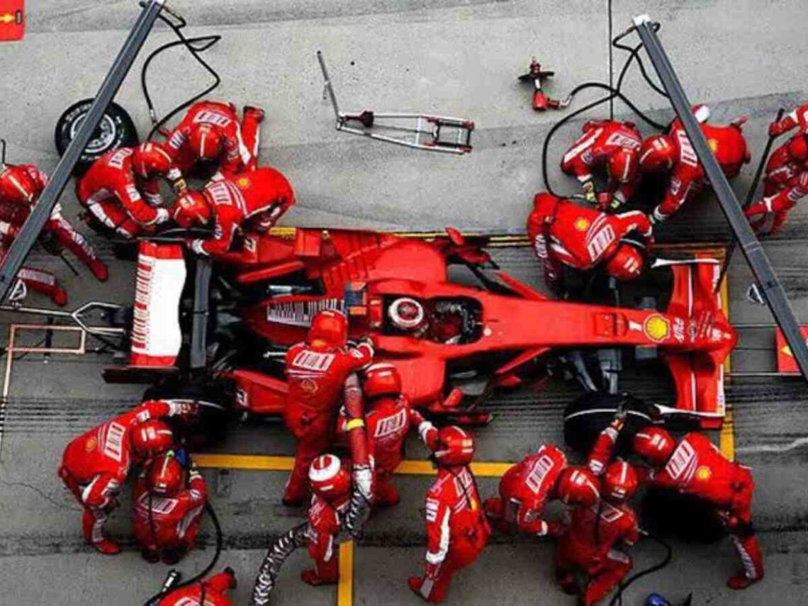 How much does a Formula 1 pit crew member earn?