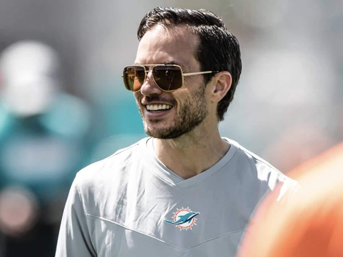 Mike McDaniel net worth in 2024: How much is the Dolphin’s head coach ...