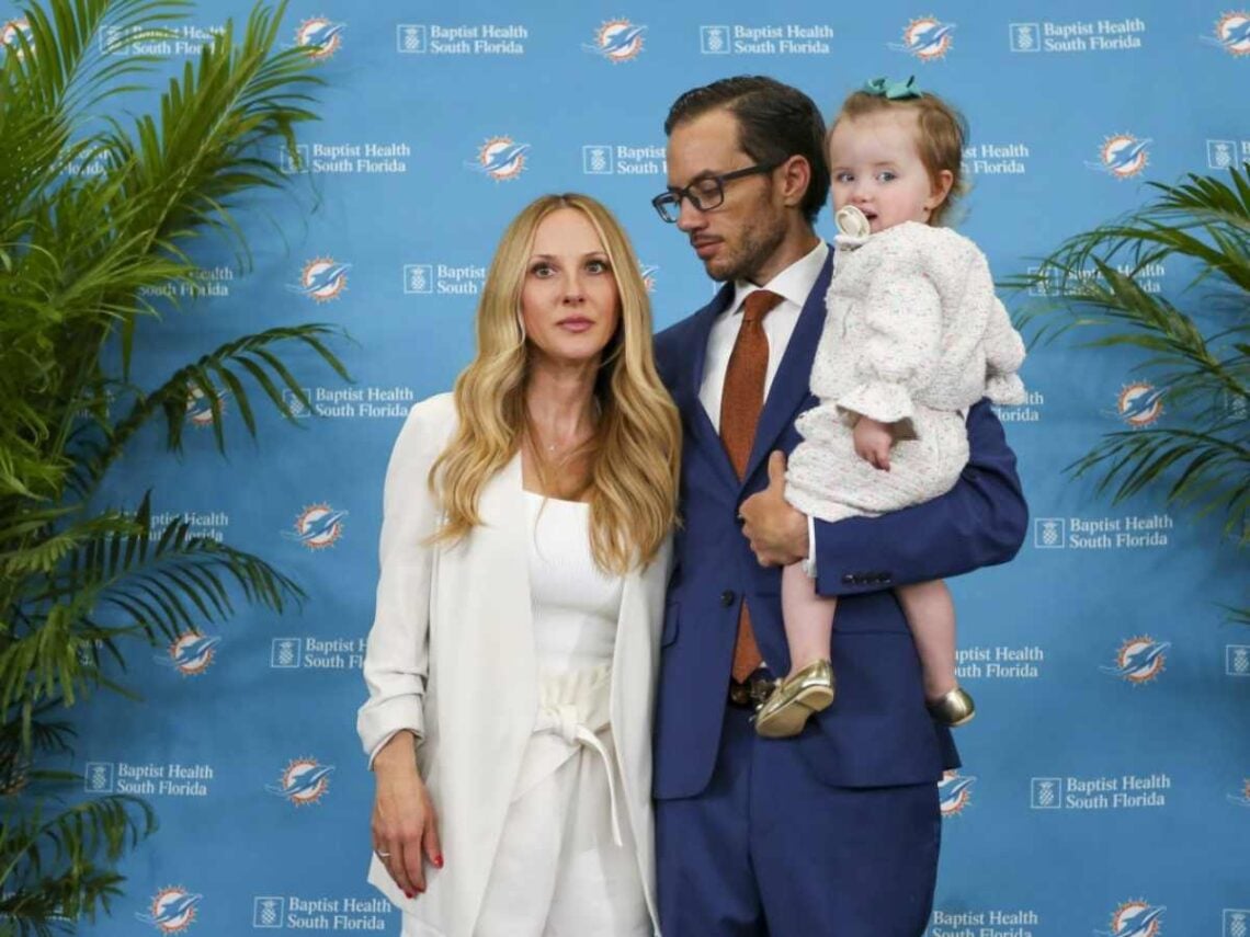 Who is Mike McDaniel wife, Katie Hemstalk?