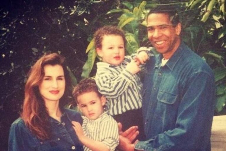 Who are Klay Thompson’s parents, Julie White and Mychal Thompson?