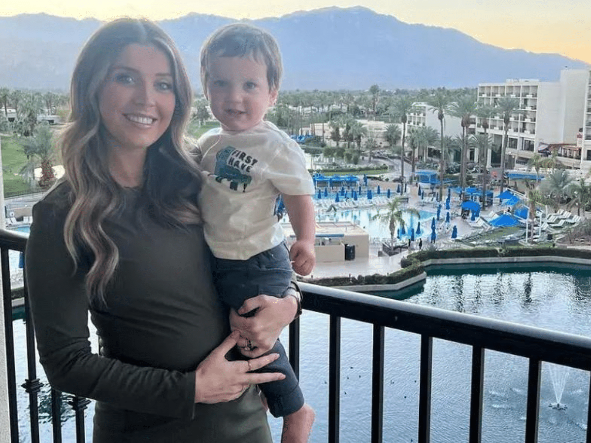 Who is Bo Horvat’s wife, Holly Donaldson?