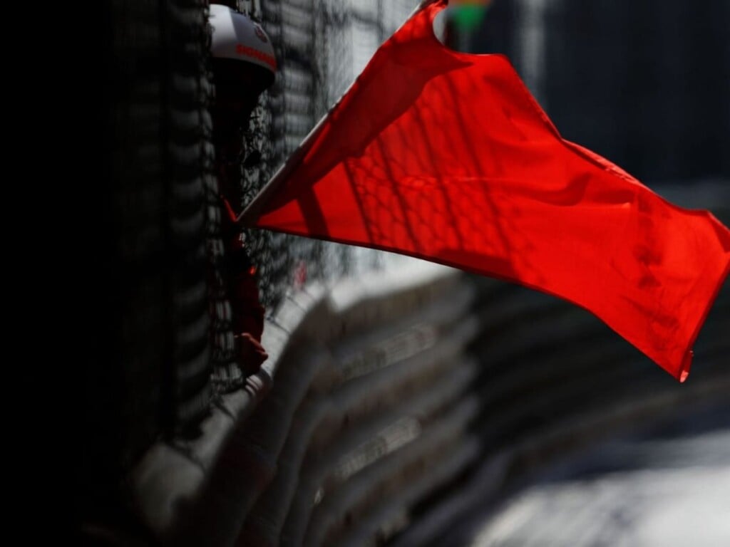 Which F1 race had the most red flags?