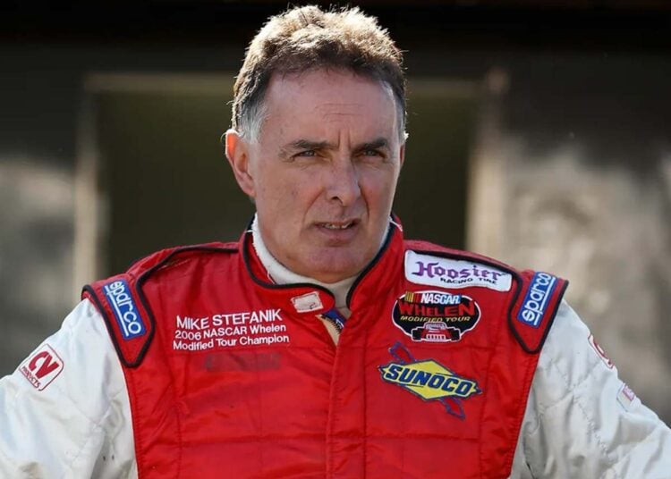 “Can’t even drive straight. Embarrassing”- NASCAR Twitter reacts to ...