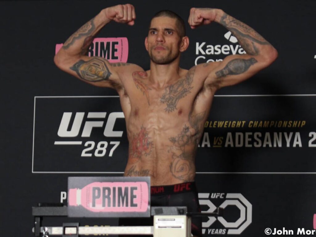 WATCH: Footage of Alex Pereira's gruelling weight cut ahead of UFC 287 ...