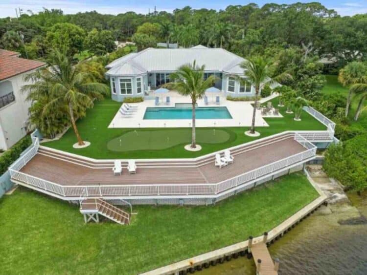 Where does Justin Verlander live? All properties owned by Justin Verlander