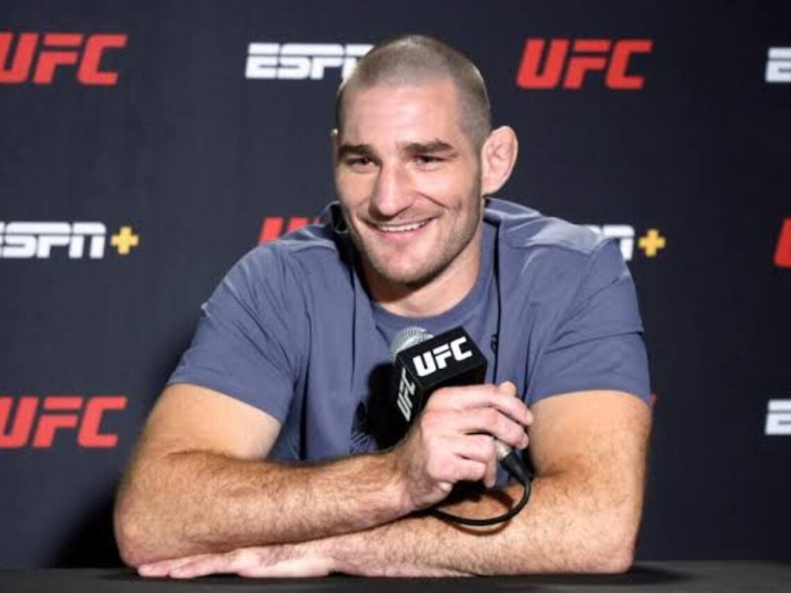 125-pound UFC champion or NFL Linebacker? MMA veteran argues 'little ...