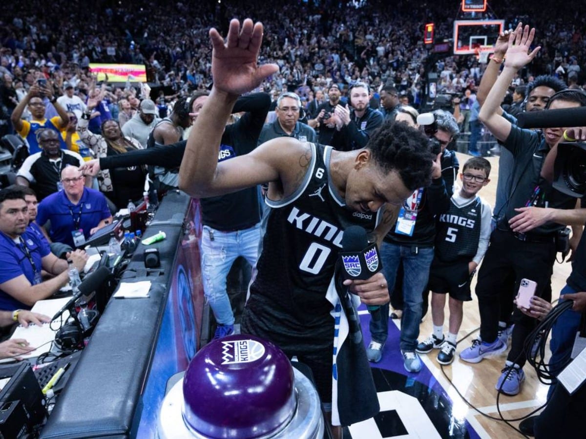 LIGHT THE BEAM: Why do the Sacramento Kings light a purple beam in ...