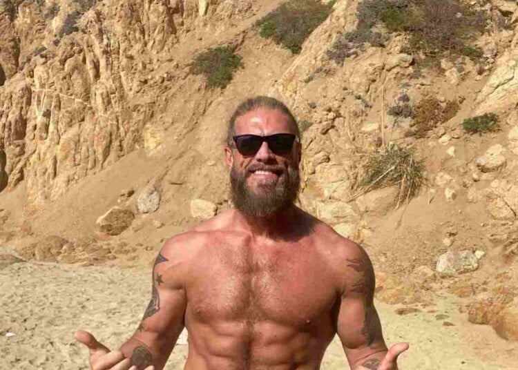 "One of the best wrestlers ever" Fans go nostalgic as Edge shares ...