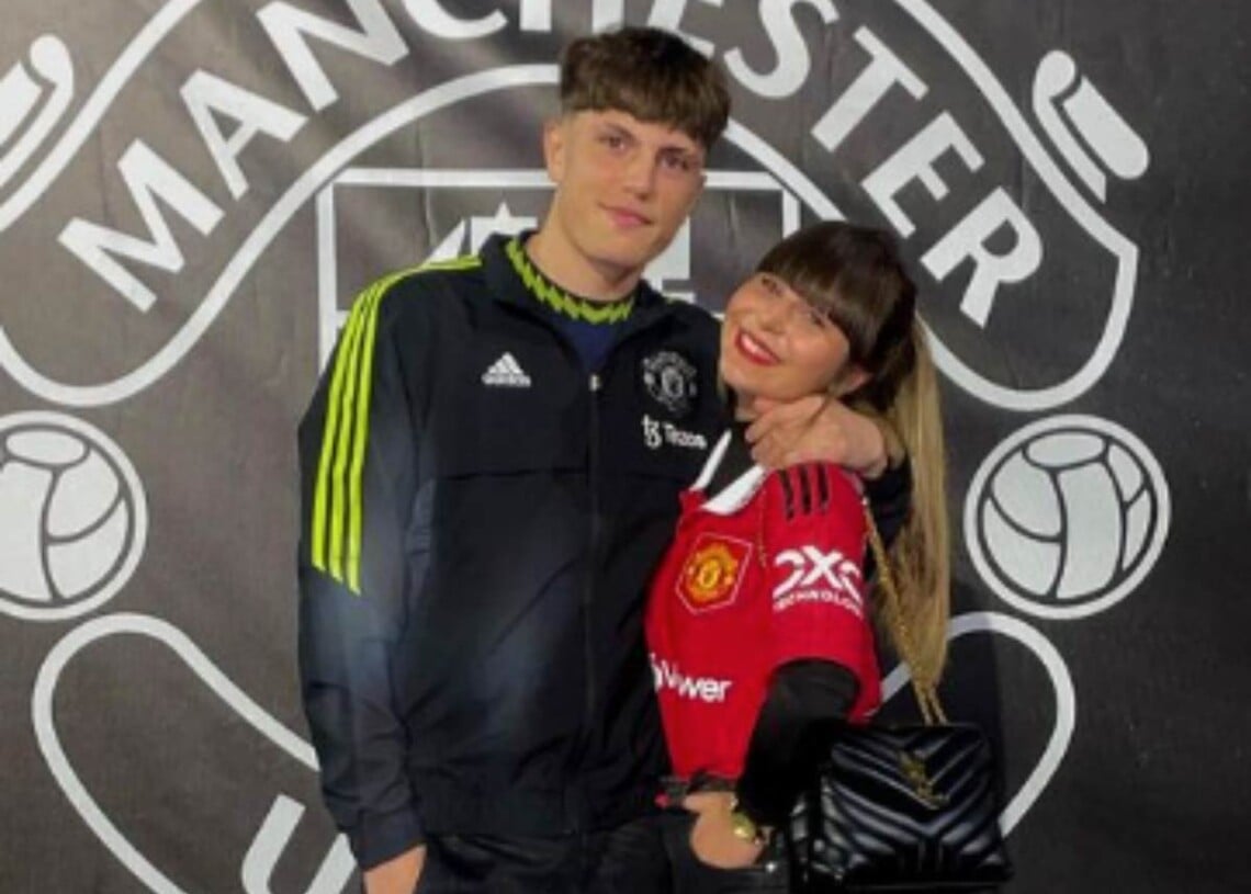 WATCH: 18-year-old Alejandro Garnacho dances in joy with girlfriend Eva ...