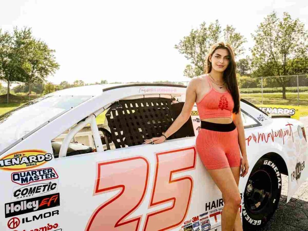 Victoria’s Secret model Toni Breidinger set to drive for Toyota in ...