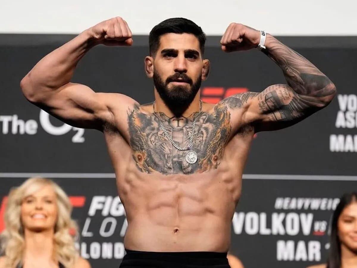 Red wine for rehydration? WATCH Spaniard Ilia Topuria's unique ways of ...