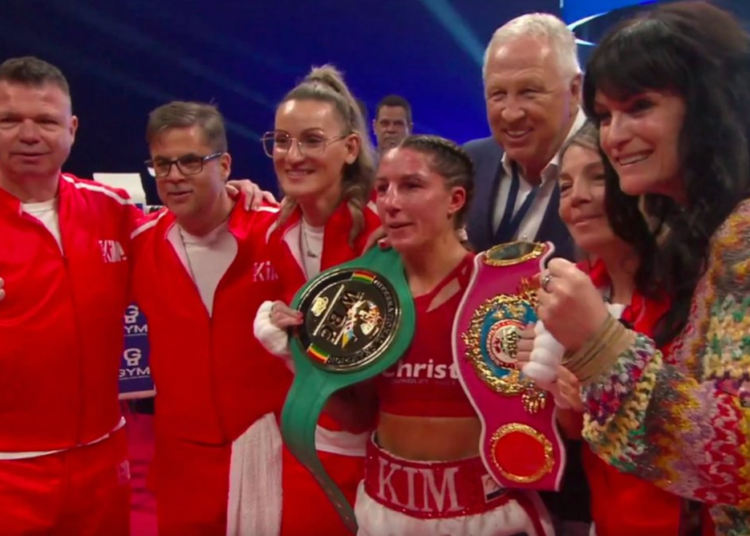 Kim Clavel of Canada wins WBC International Light Flyweight