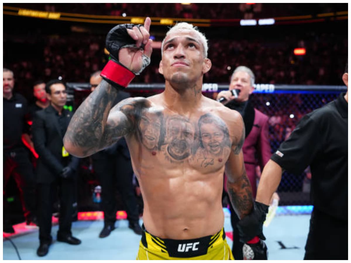 Charles Oliveira's translator reacts after Brazilian superstar shocks ...