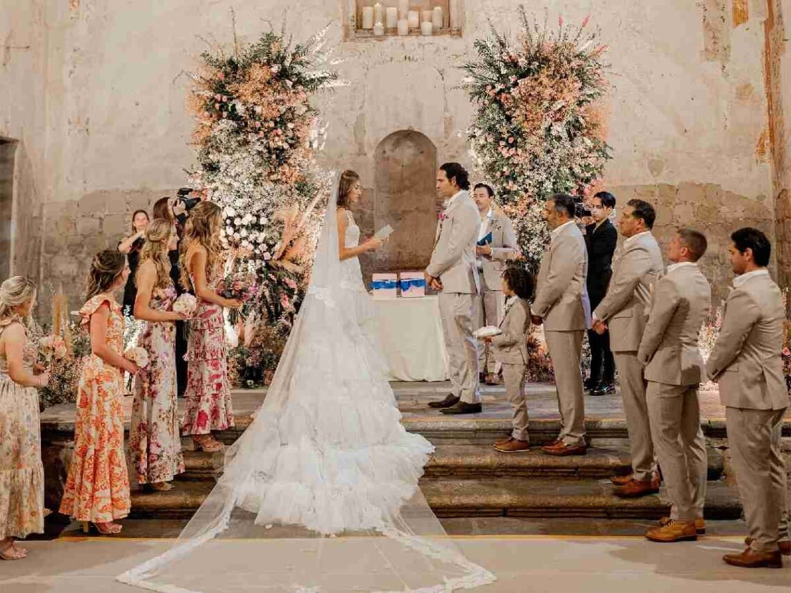 Who is Mark Sanchez's wife, Perry Mattfeld?