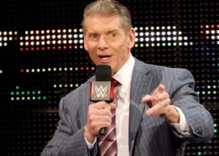 Former WWE Superstar hits back at fans who think Vince McMahon is his real dad