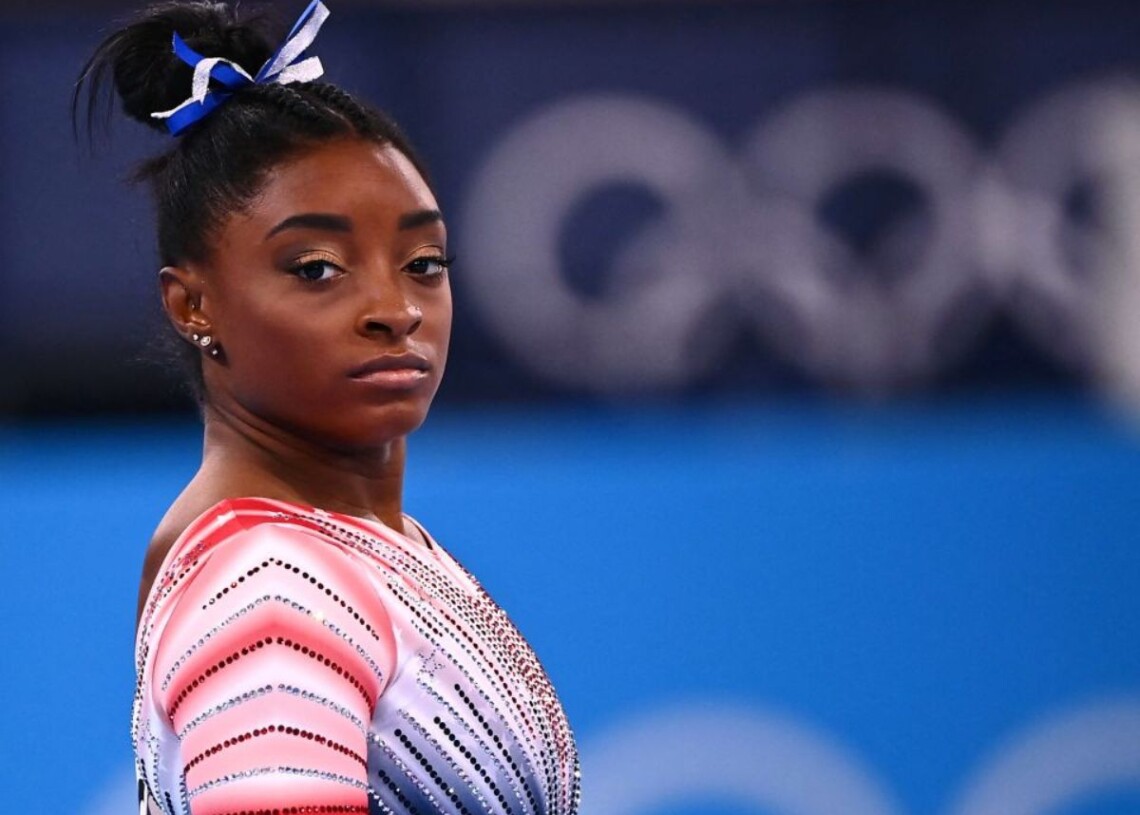 "Sorry I've been a little MIA," Gymnastics legend Simone Biles ...