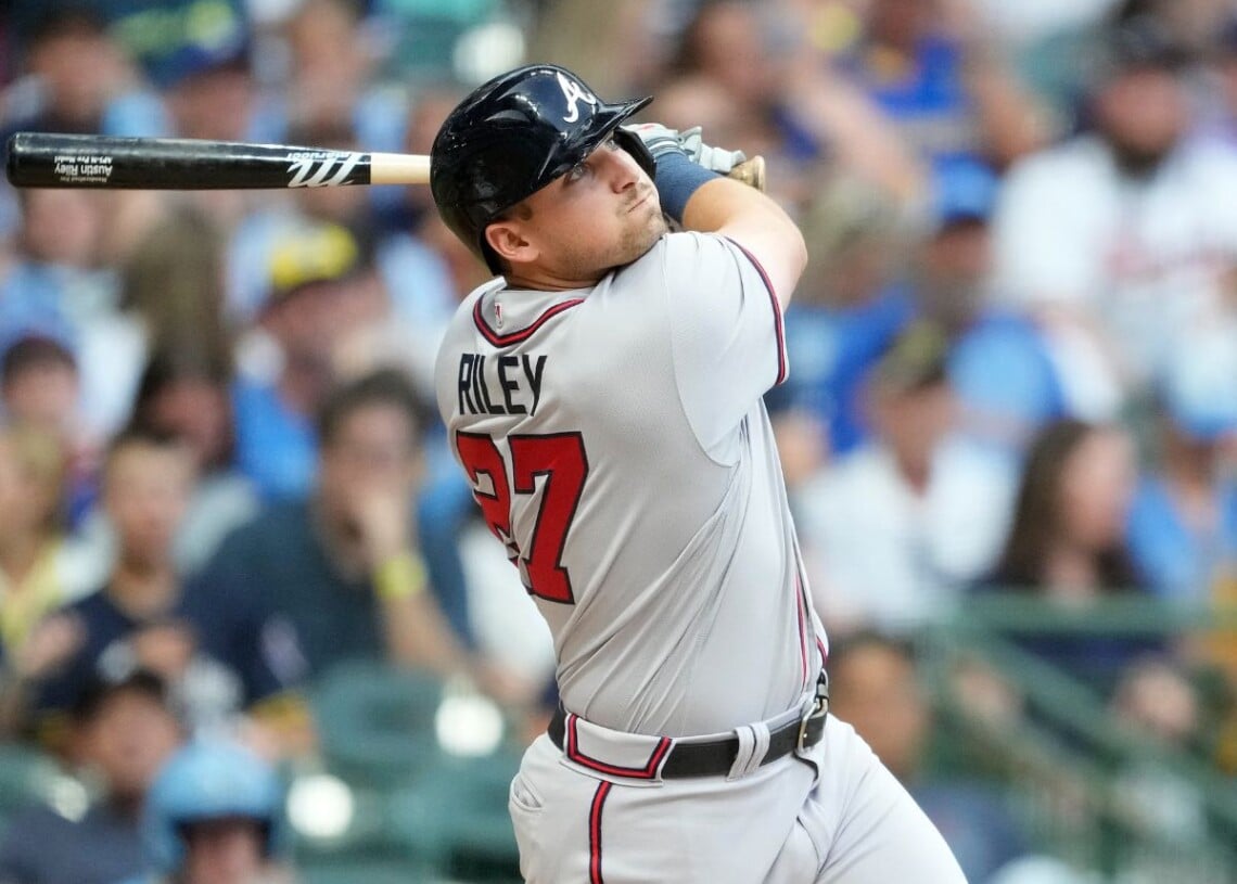 WATCH: Braves' Austin Riley records fifth straight game with home run ...