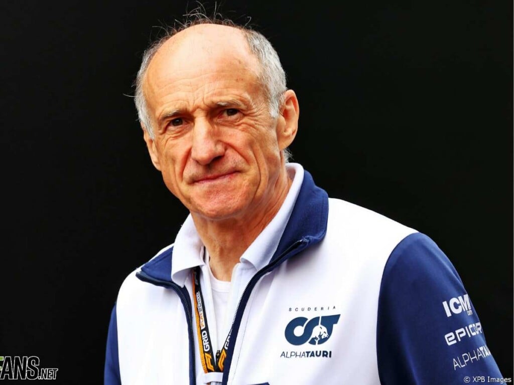 Mercedes open to AlphaTauri outcast Nyck de Vries reprising his role as ...