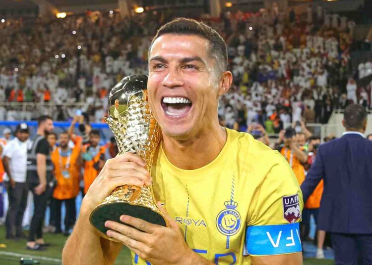"Bro got the fake pineapple world cup"- Cristiano Ronaldo mercilessly ...