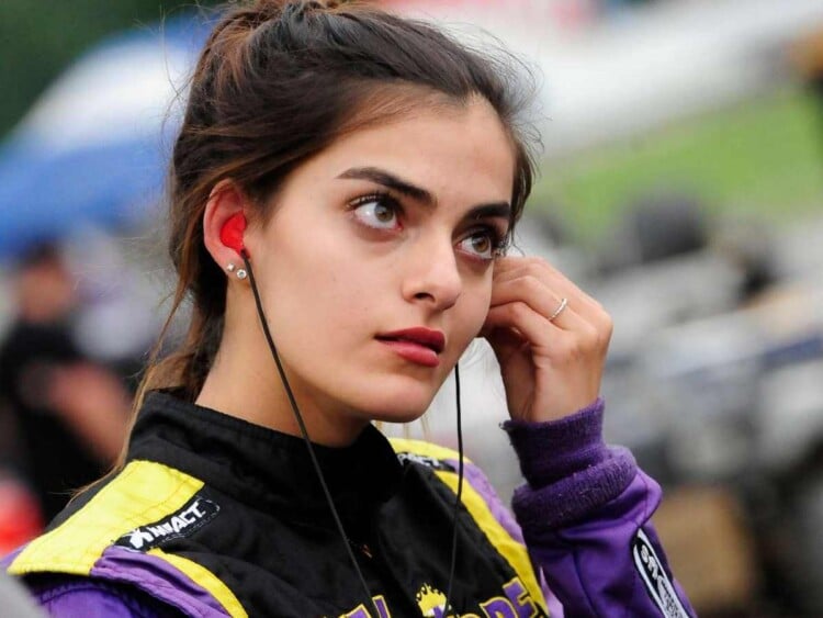 Victoria's Secret model Toni Breidinger opens up about her CHAOTIC ...