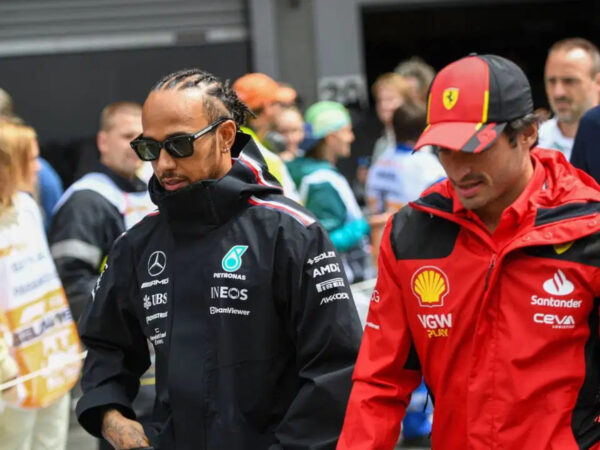 Ex-Ferrari driver claims Lewis Hamilton's 2025 move has put Carlos ...