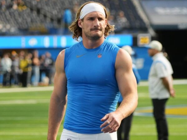 "Do it for mama," Bosa brothers' mom Cheryl pleads for her sons' Joey ...