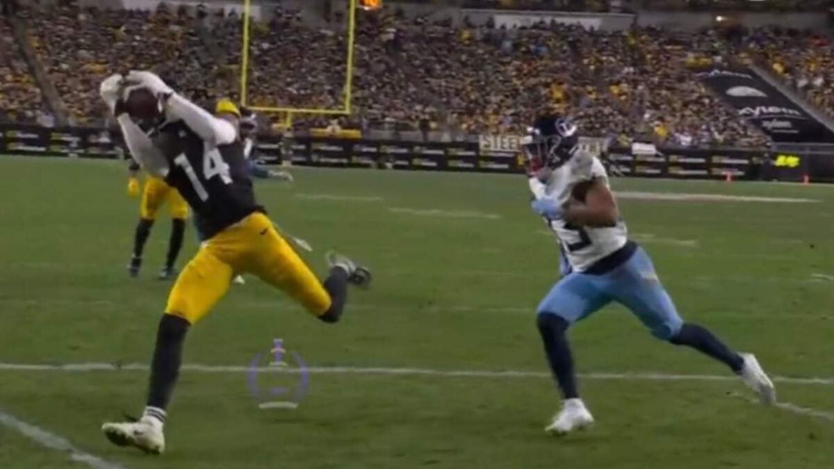 WATCH: George Pickens fails to get his foot down just in time resulting ...