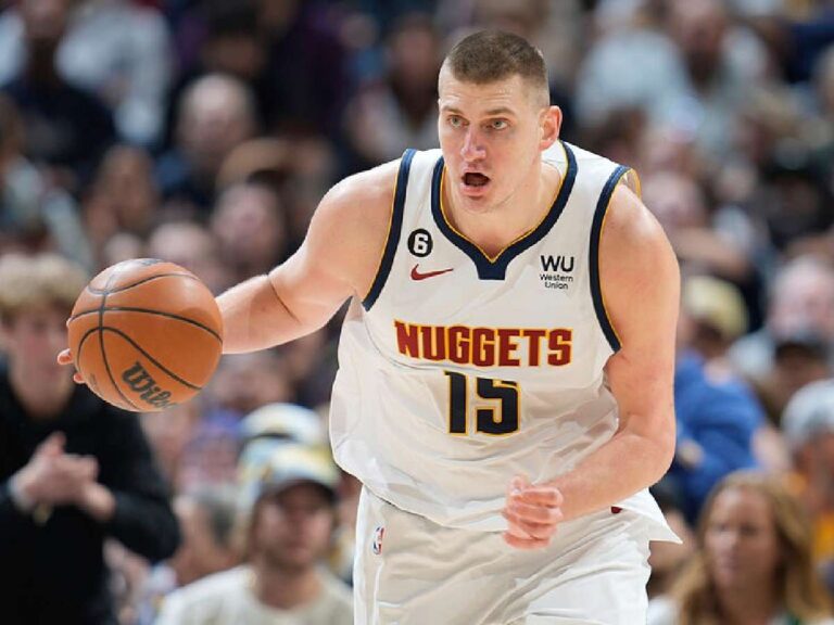 WATCH: Nikola Jokic catches everyone by surprise with tremendous full ...