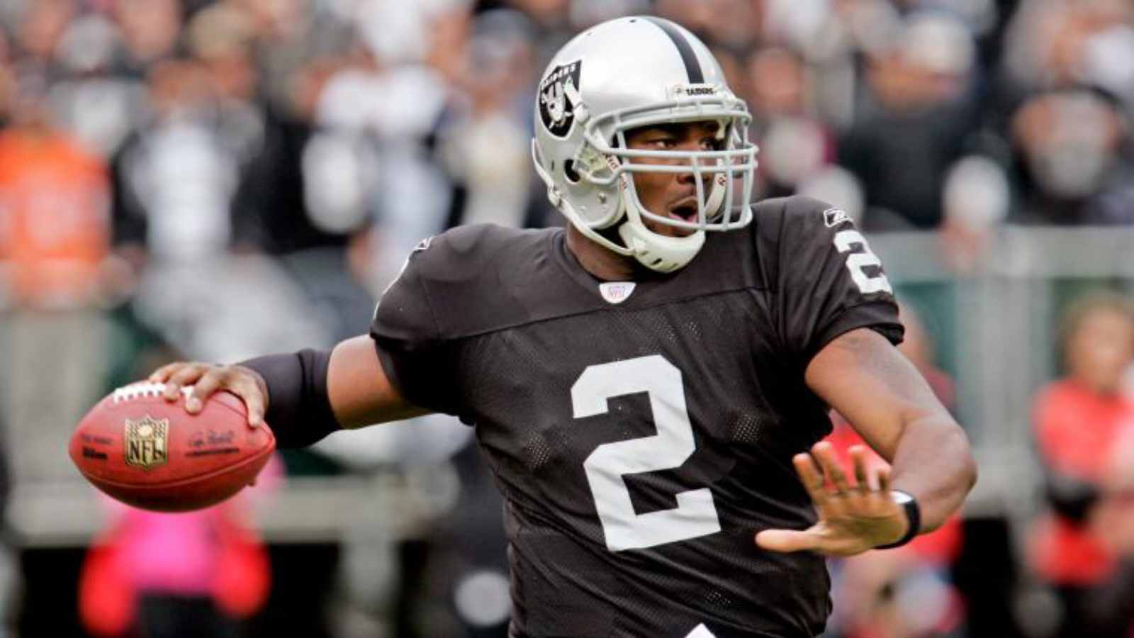 Ex-Raiders QB JaMarcus Russell accused of stealing donation to school
