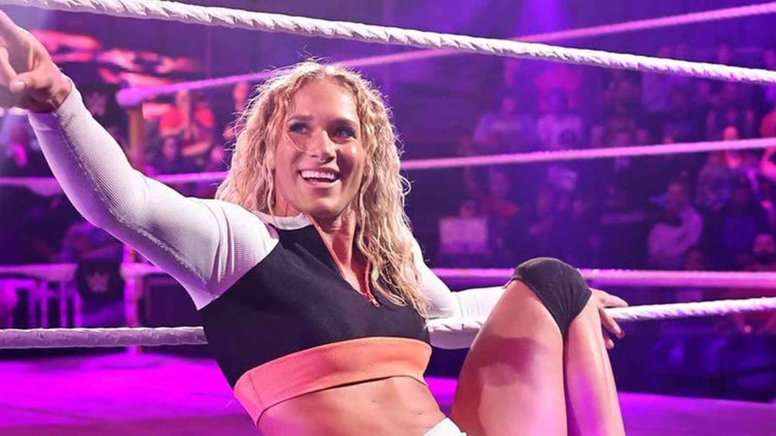 "What the fu*k she’s nuts"- Wrestling fans blown away by 24-year-old ...