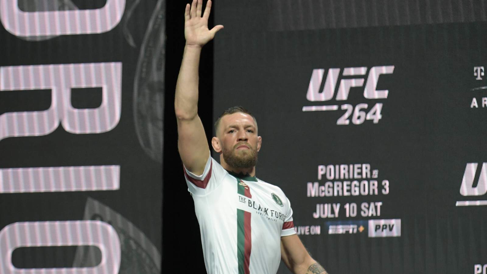 "Loading," - Michael Chandler teases Conor McGregor fight to happen at ...