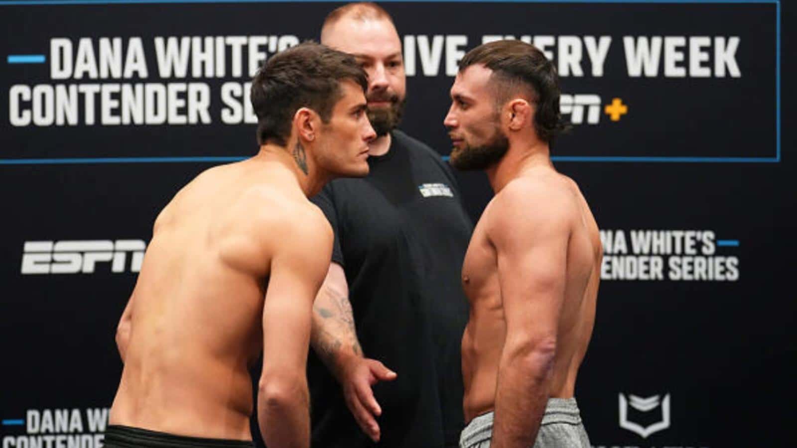 VIDEO: DWCS fighter is going viral for unusual method to start the fight and reset in between ...