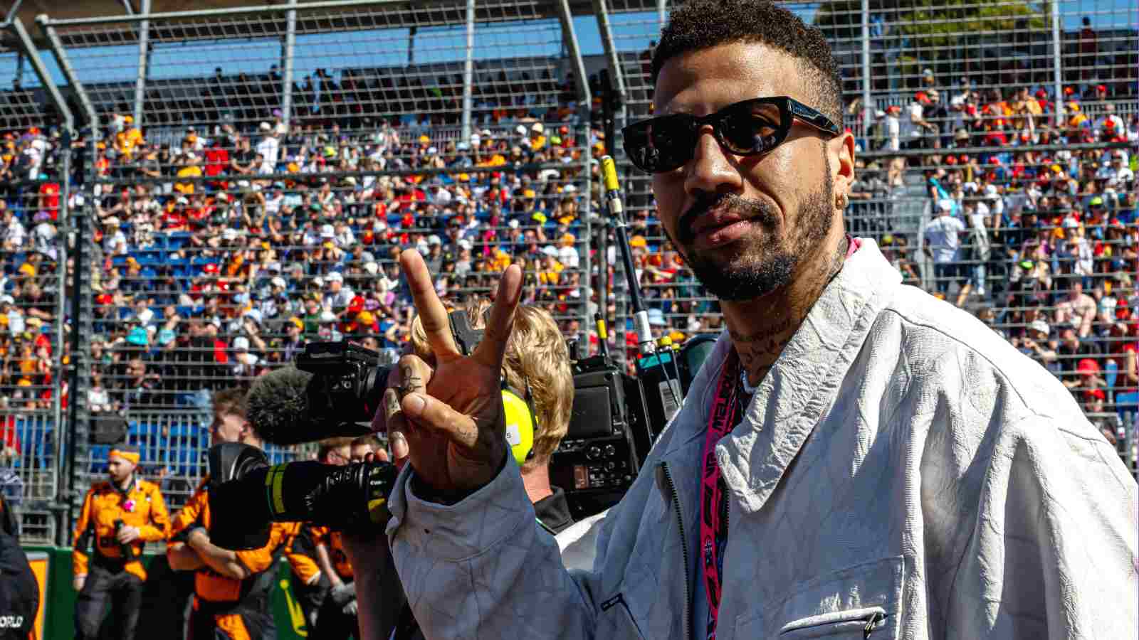 Lewis Hamilton shares heartfelt message for Fencing legend Miles ...