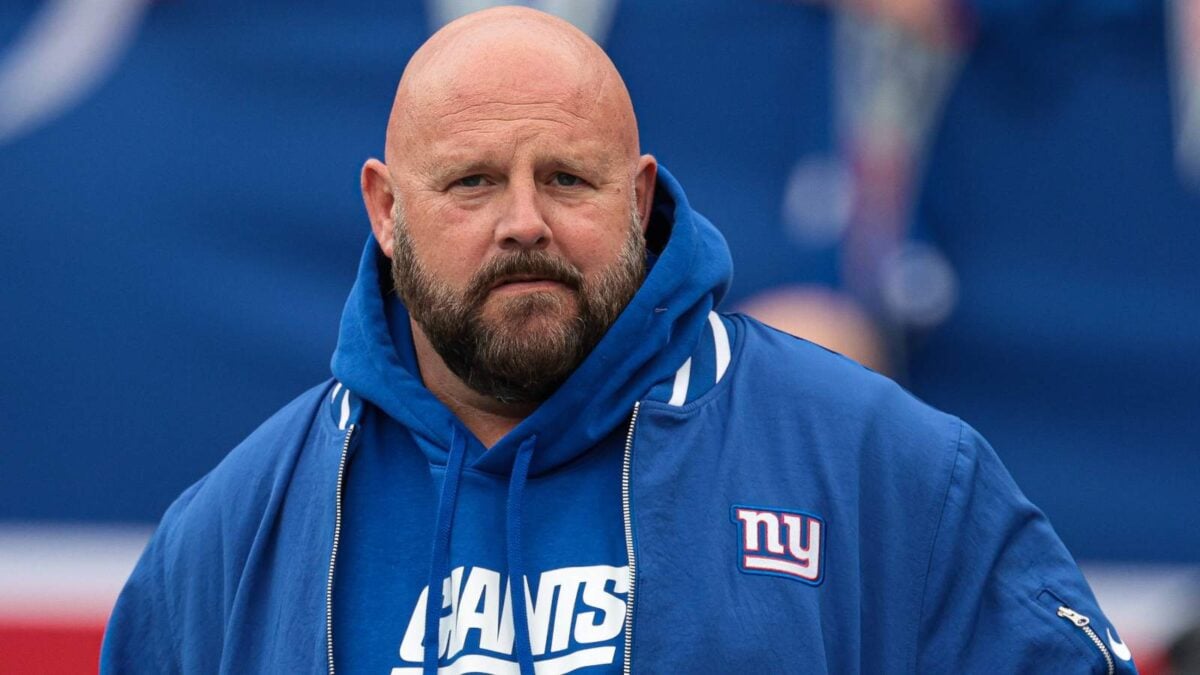 (Video) Brian Daboll gives reporter a death stare before walking off ...