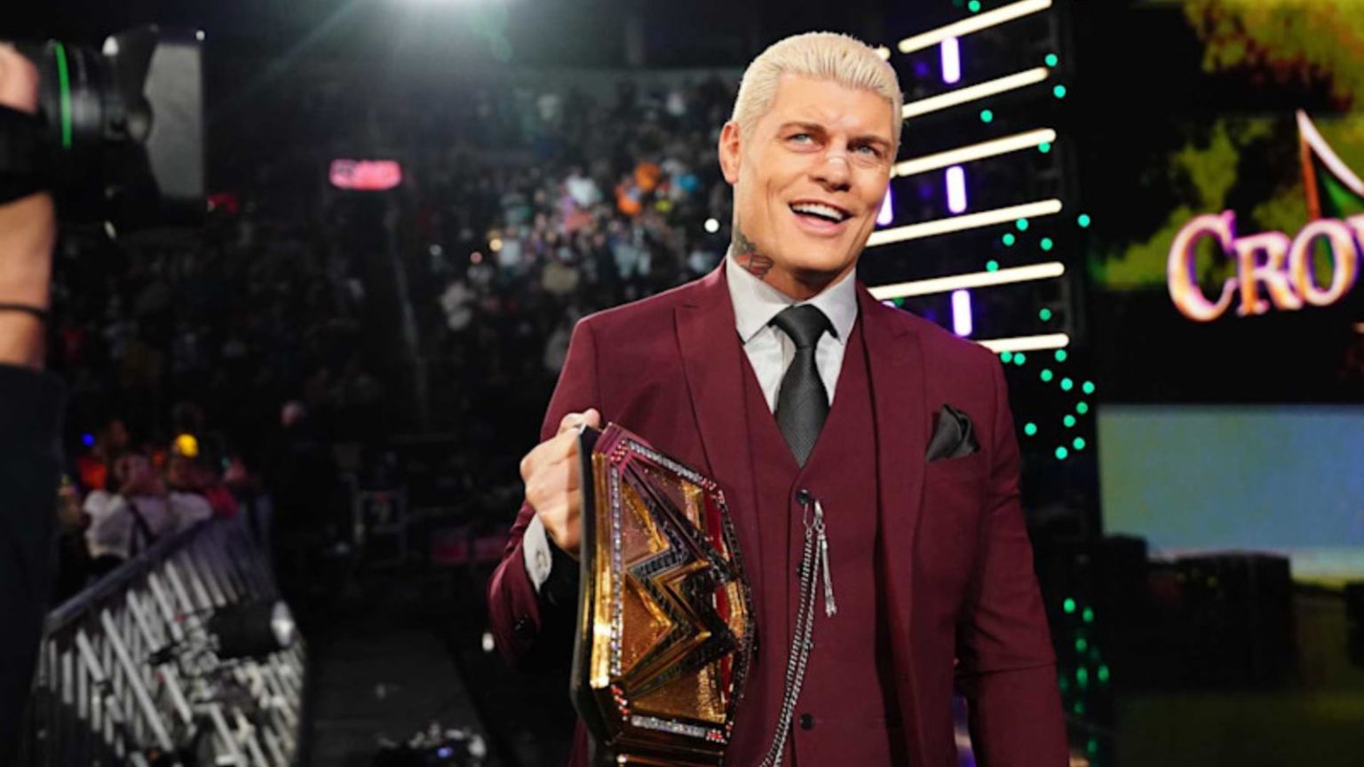 WATCH: 40-year-old star stands tall over Cody Rhodes in chaotic ...