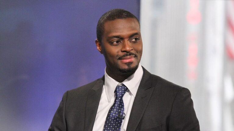 Plaxico Burress, who has earned over $29 million in his career, sells ...