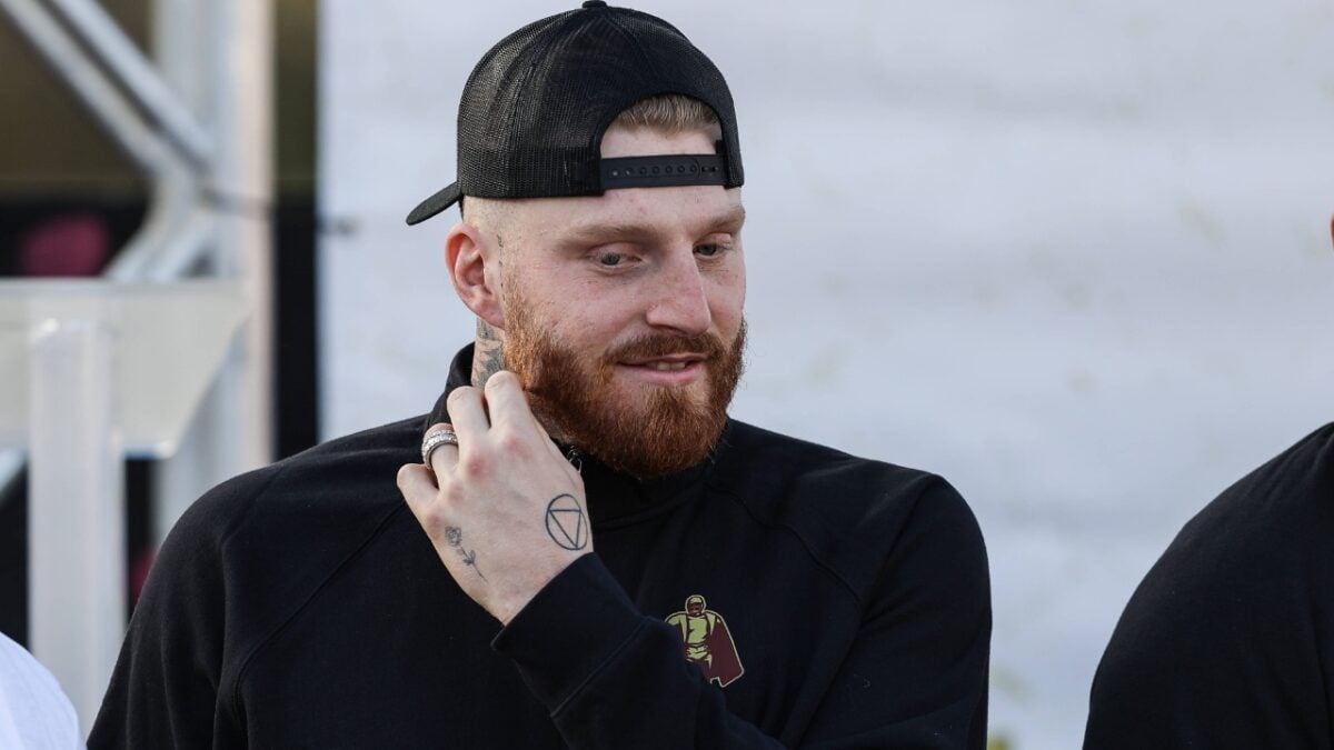 Maxx Crosby signs massive contract to remain with Raiders